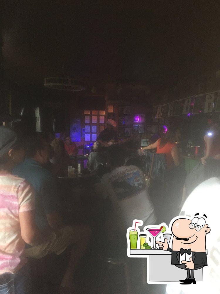 Paddy O'Leary's Irish Pub in Pensacola Beach - Restaurant menu and reviews