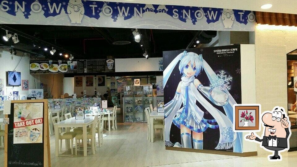 Snow Miku Cafe - Mangania Thailand At Snow Town Gateway Ekamai, Bangkok ...