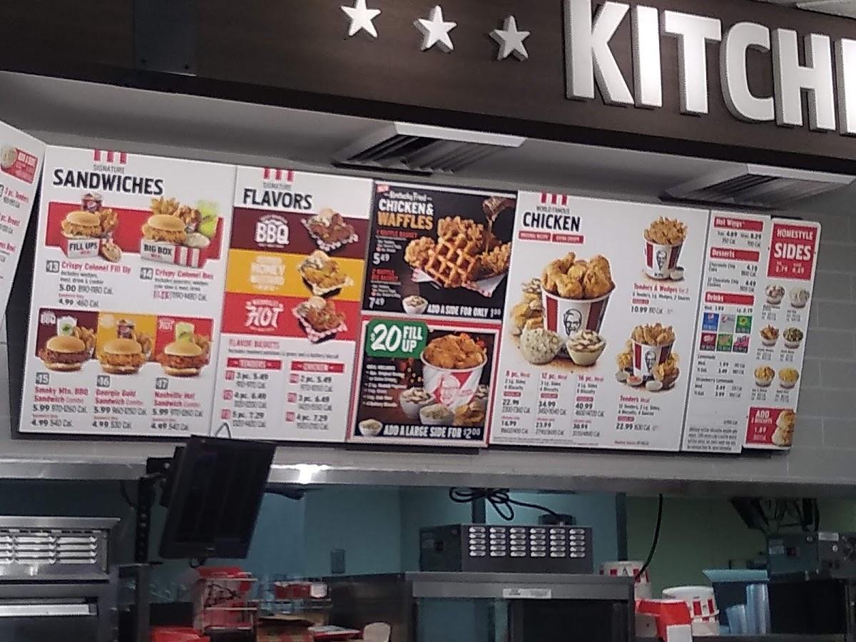 Menu at KFC fast food, Riverside, Canyon Crest Dr #84
