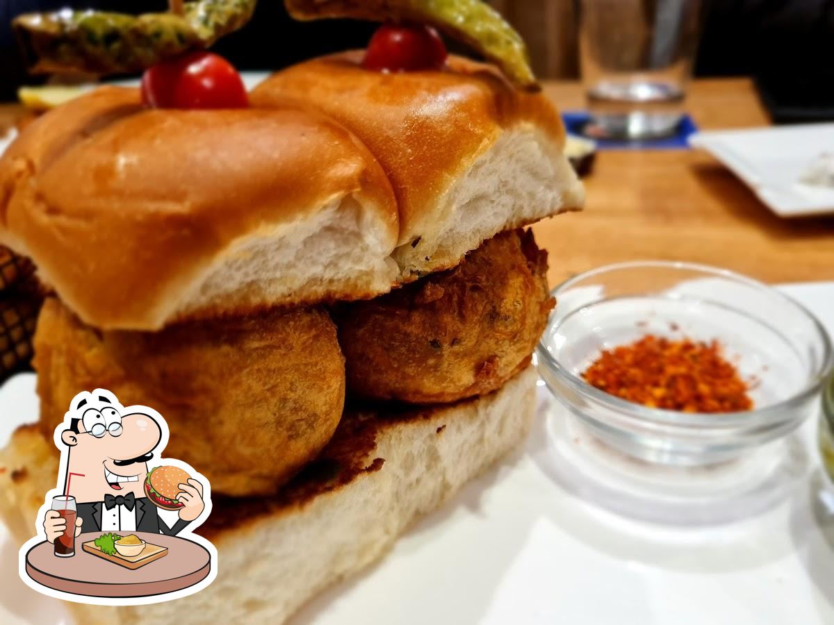 Cafe Delhi Heights, Gurugram, Second Floor - Restaurant reviews