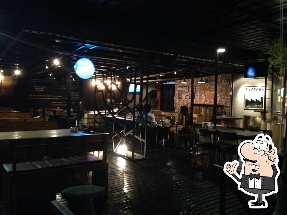Factory Bar, Don Hua Lo - Restaurant reviews