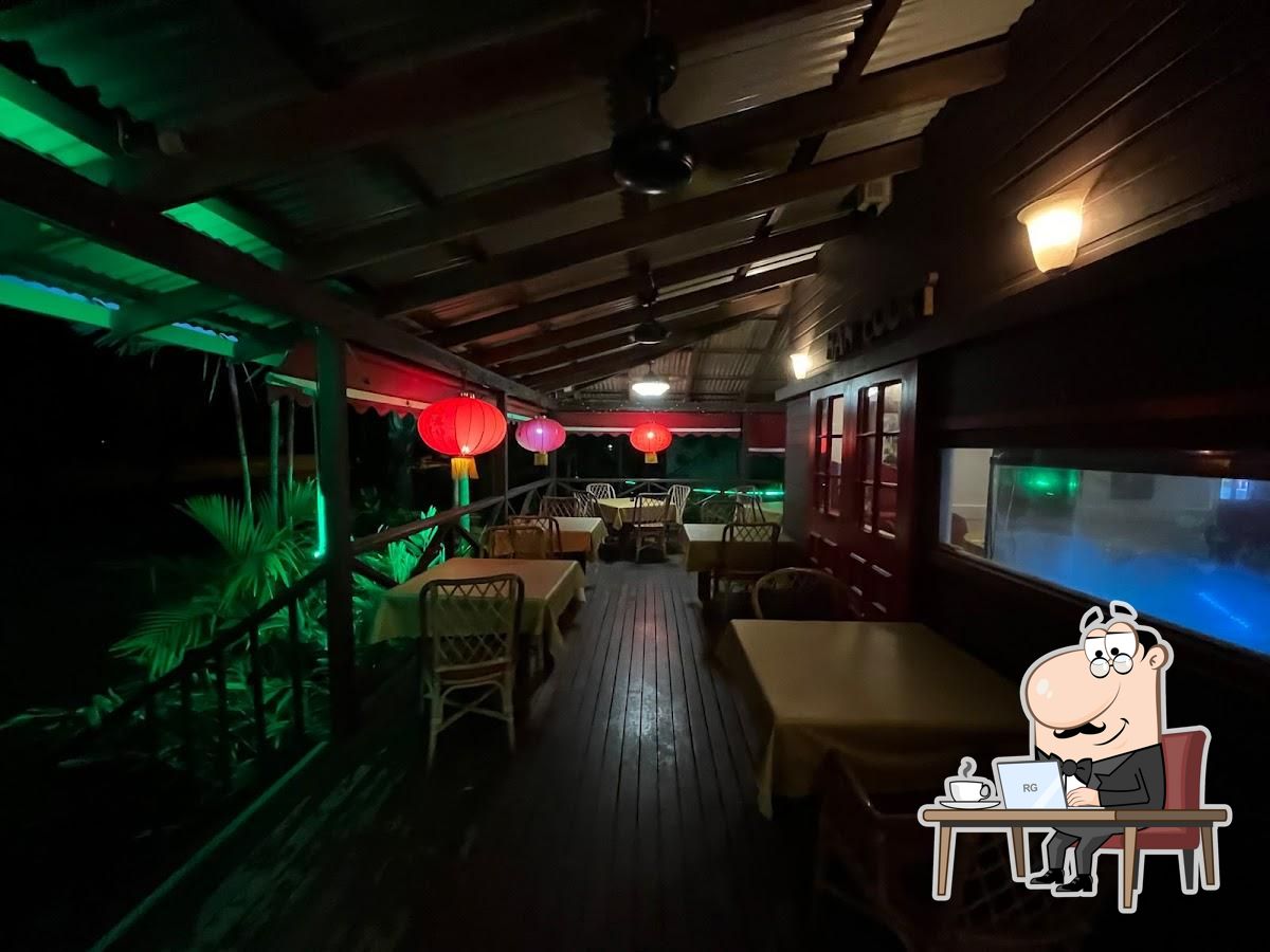 Han Court Chinese Restaurant, Port Douglas - Restaurant menu, prices ...
