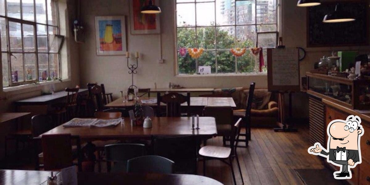 Tradeblock Cafe in Melbourne - Restaurant reviews