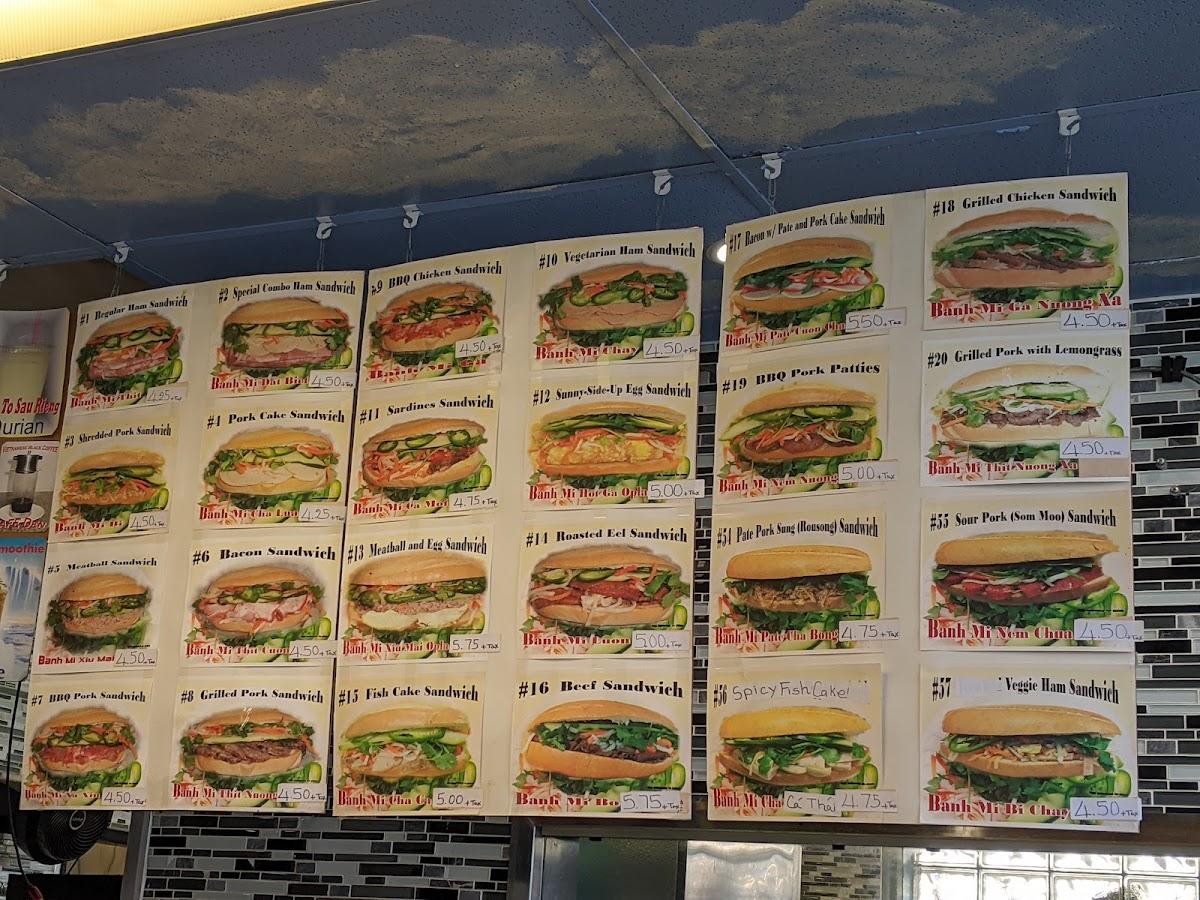 Menu at Banh Mi Ba Le restaurant, Oakland