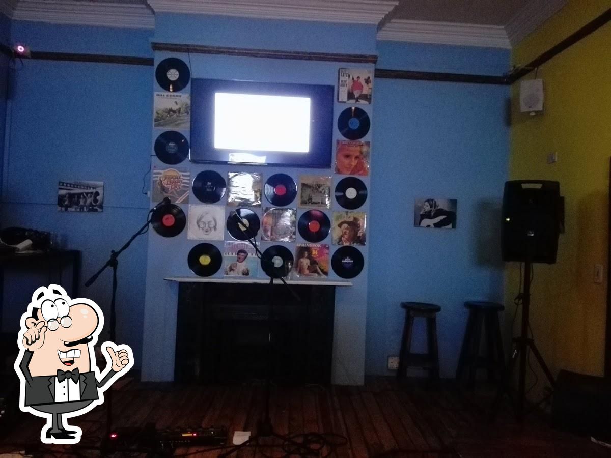 Scary Canary pub & bar, Cape Town - Restaurant reviews
