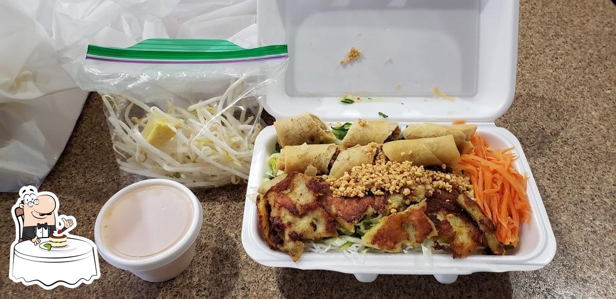 Lucky Palace Restaurant in Lacombe - Restaurant menu and reviews