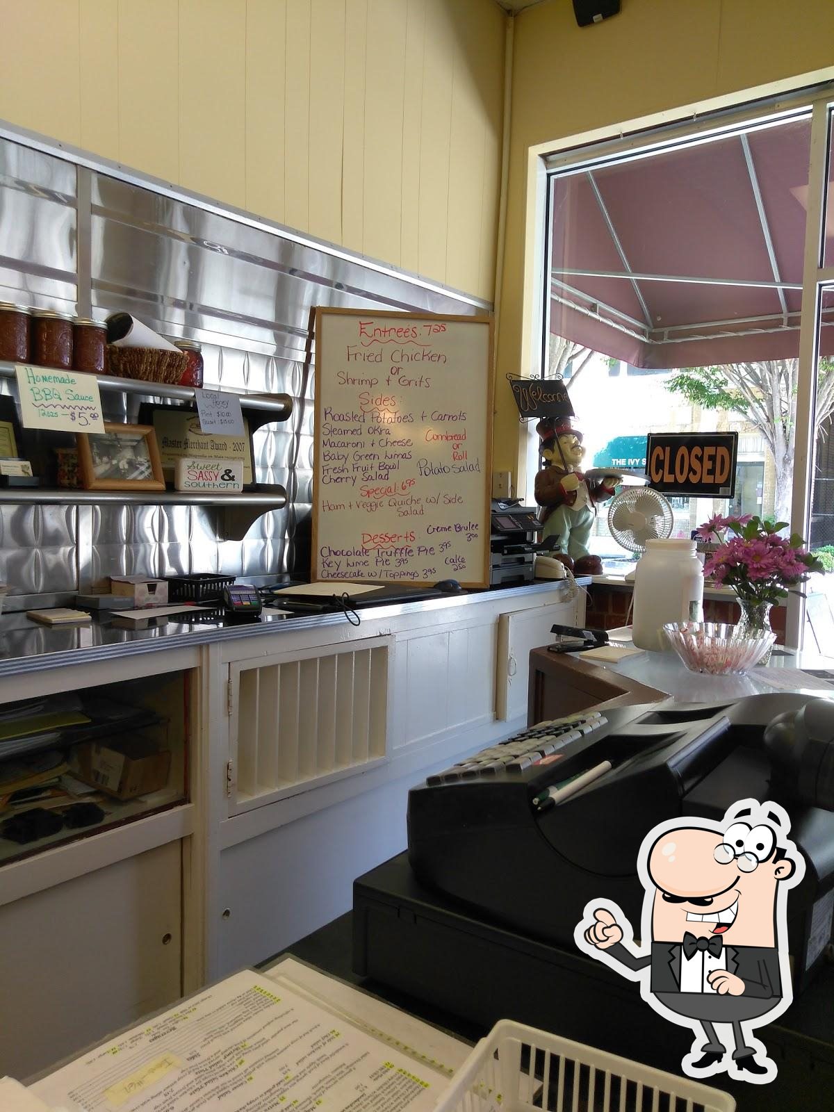 Magnolia On Main, Bennettsville - Restaurant menu, prices and reviews