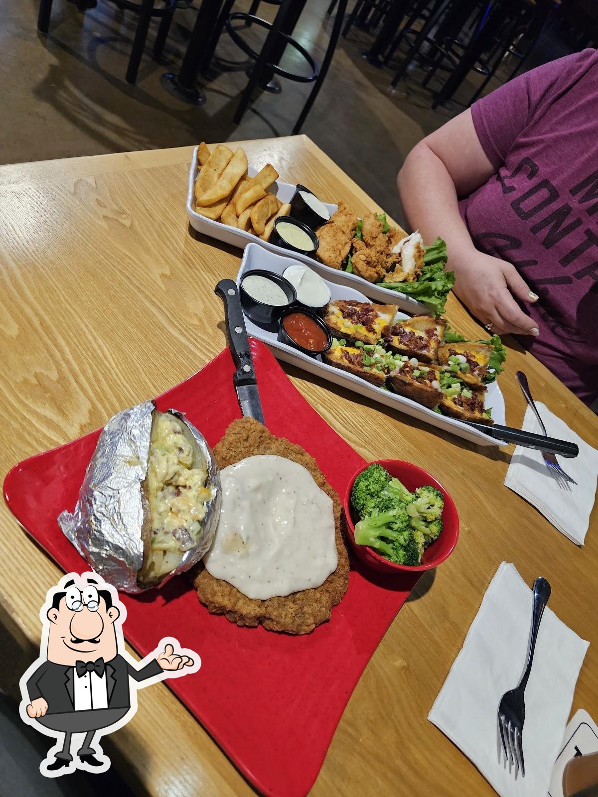 Top Gun Bar & Grill, Puyallup - Restaurant menu, prices and reviews