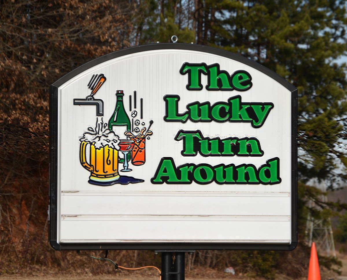 Lucky Turn Around in China Grove - Restaurant reviews