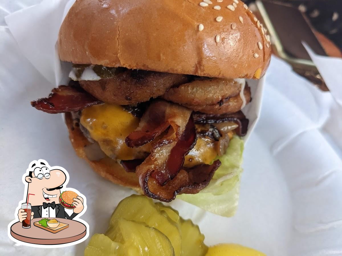 Swan Bar in San Diego - Restaurant reviews