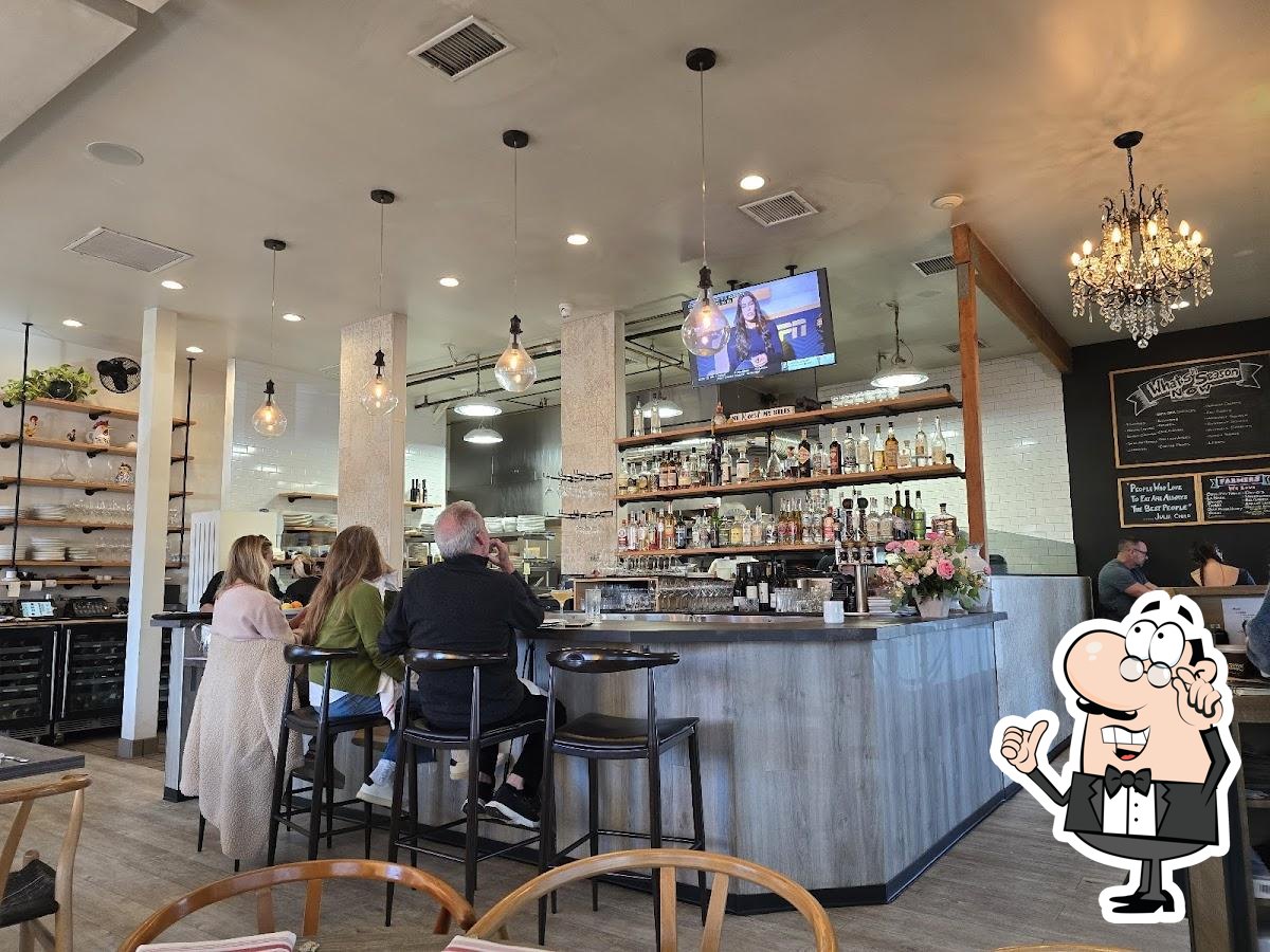 Moody Rooster, Westlake Village - Restaurant menu, prices and reviews