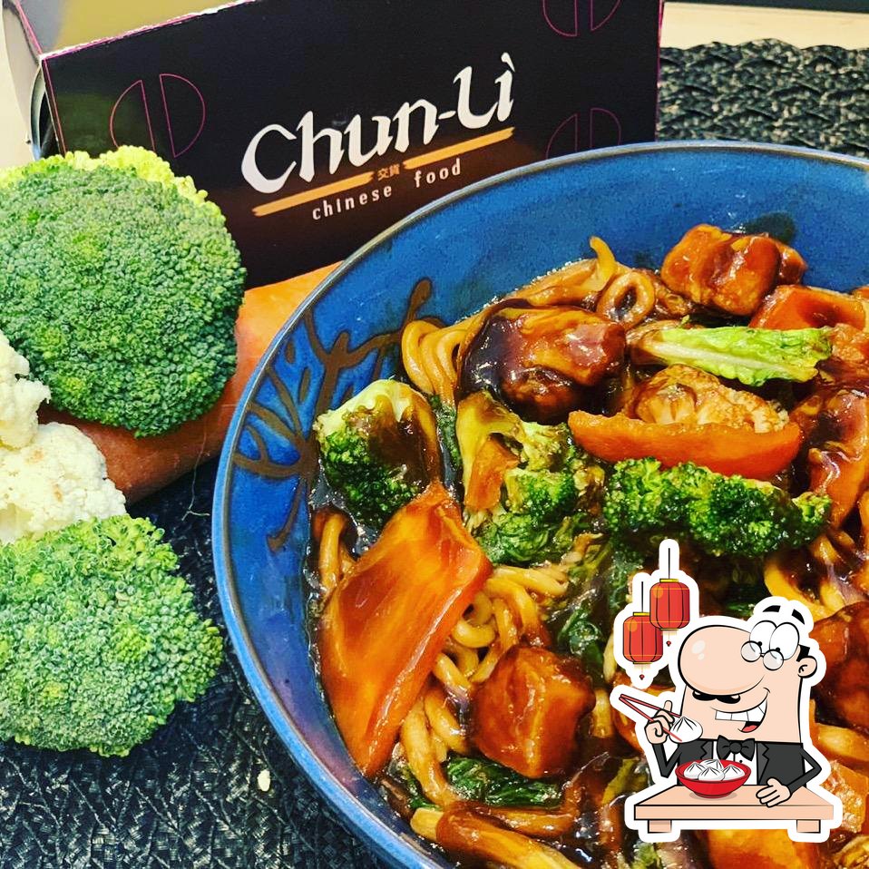 Chun-Li Chinese Food - Campo Limpo restaurante, São Paulo, Praça dos ...
