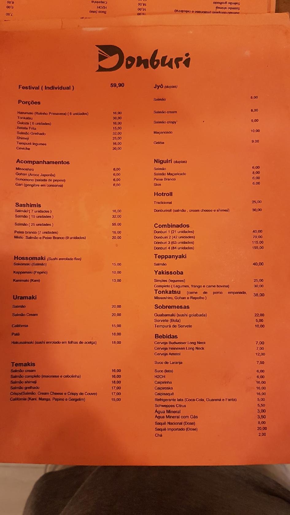 Menu em Donburi Restaurante, Tremembé