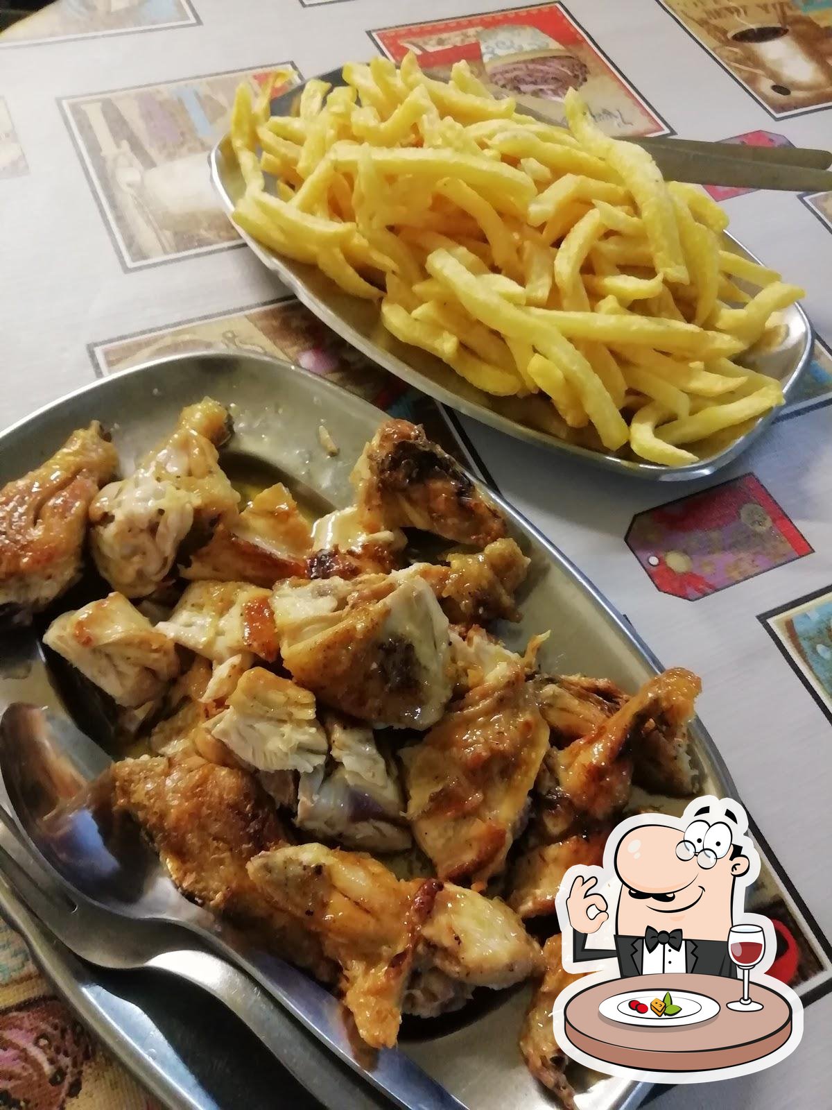 Alfredo dos Frangos restaurant, Guia, R. Gen. Humberto Delgado ...