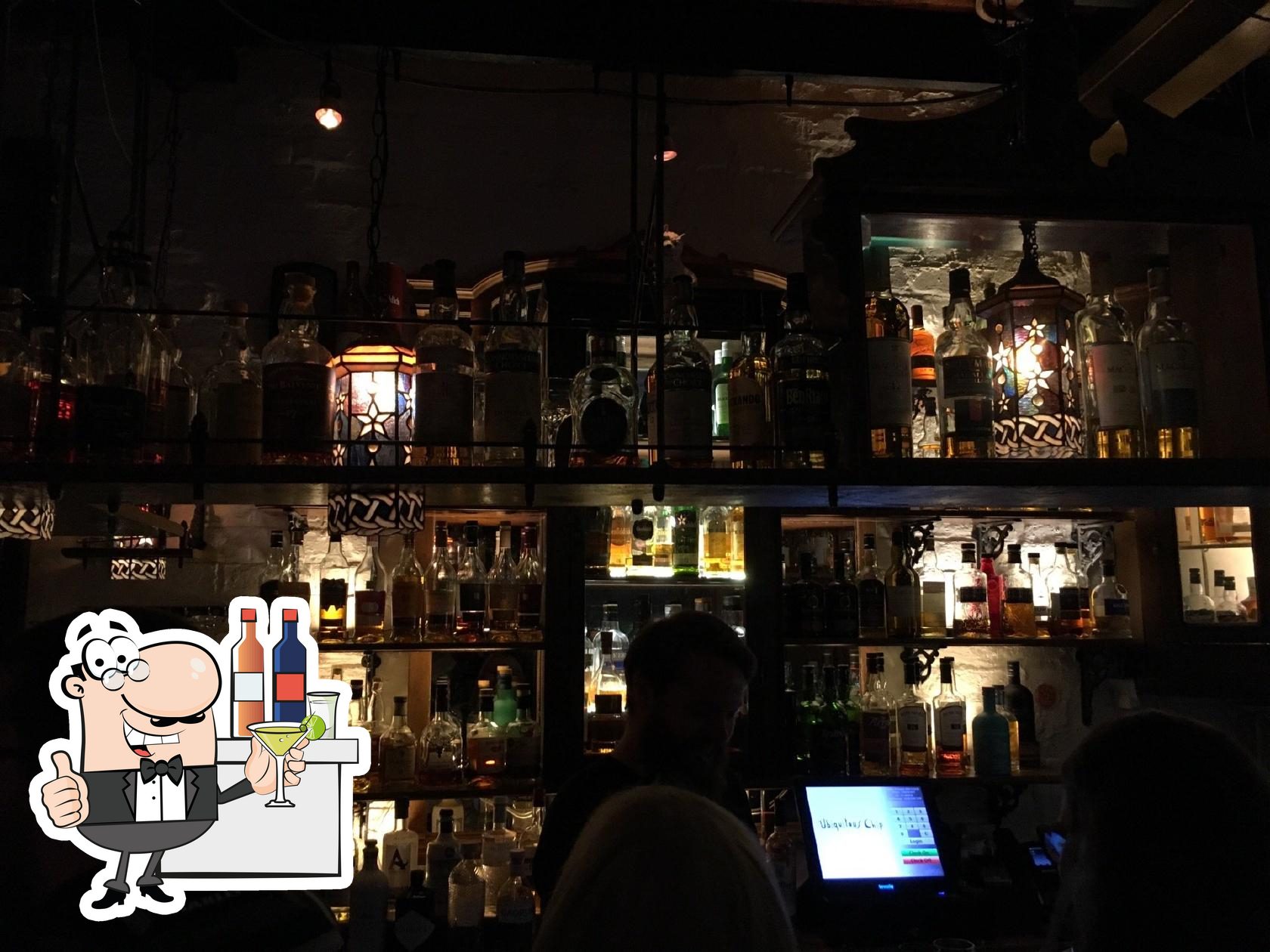 The Wee Pub at the Chip, 12 Ashton Ln in Glasgow - Restaurant reviews