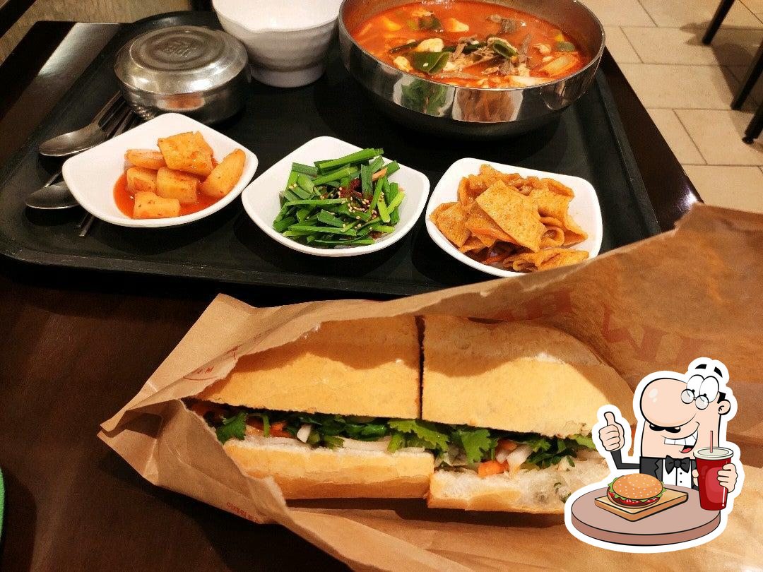Shinsegae Department Store Food Hall, Seoul, 서초구 신반포로 176 - Restaurant ...