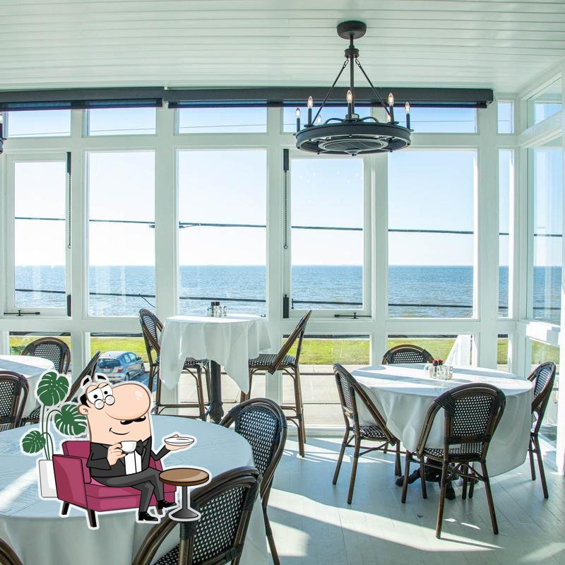 Rips On the Lake, Mandeville - Restaurant menu, prices and reviews