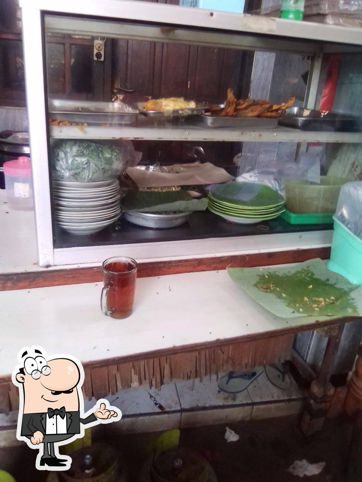 Nasi Pecel Pak Slamet restaurant, East Jakarta, Jl. Raya Bekasi No.31 ...