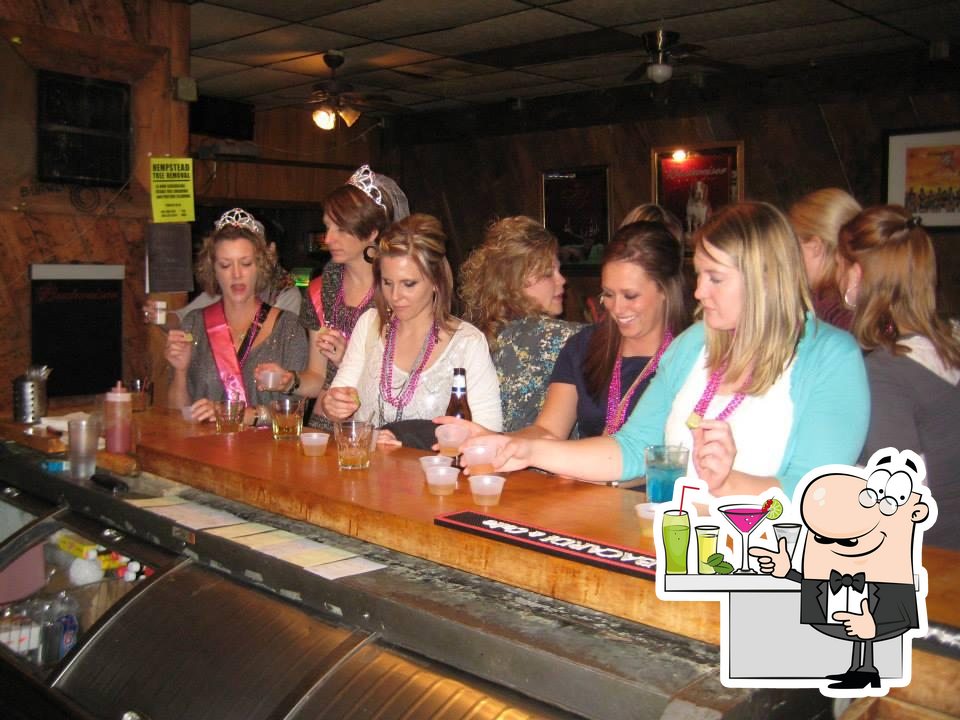 Fubar and Grill in Anselmo - Restaurant reviews