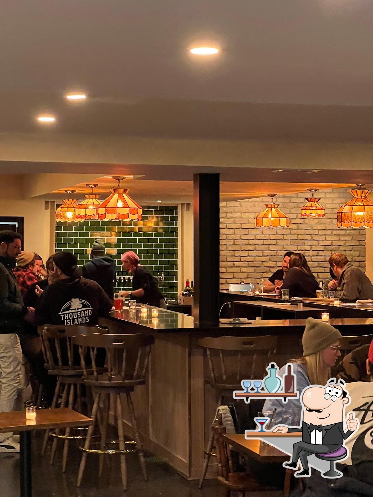 Louks Pub in Montréal - Restaurant reviews