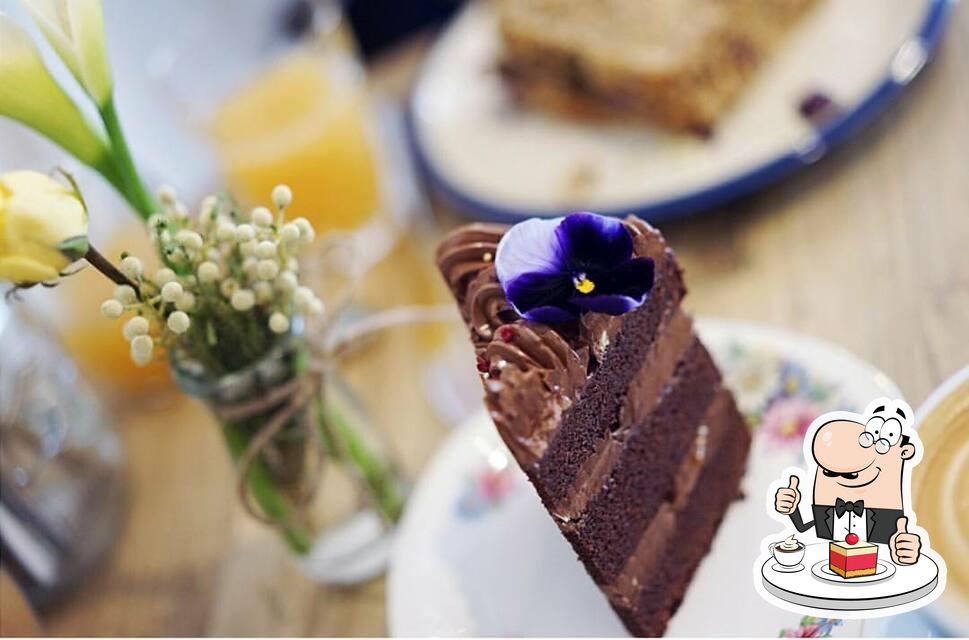 Puff Cafe in Orewa - Restaurant menu and reviews