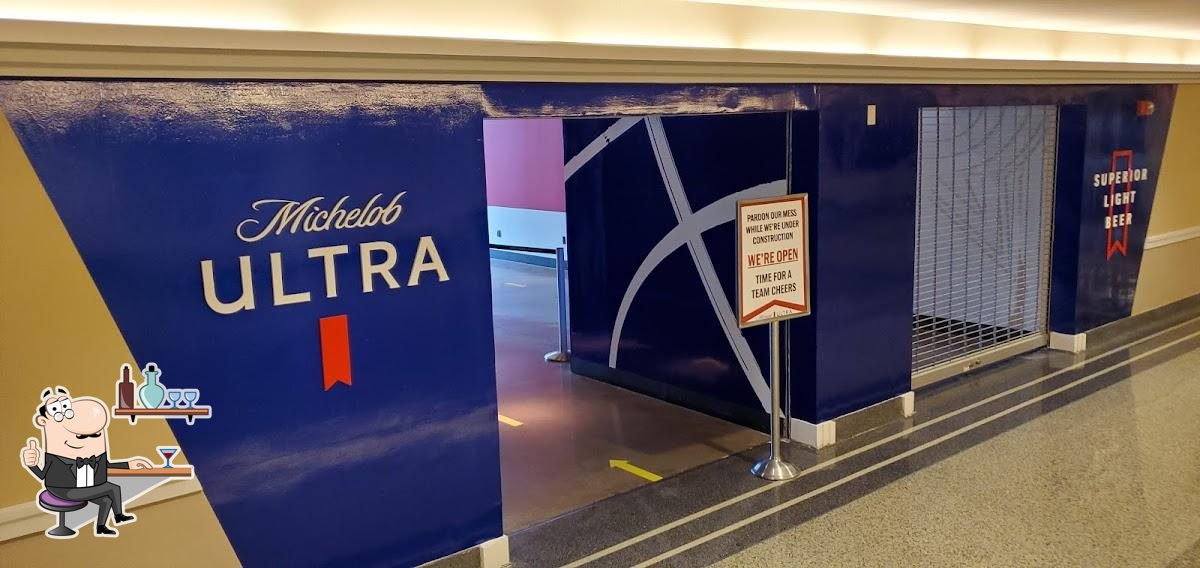 Michelob Ultra Bar, Dallas - Opiniones del restaurante