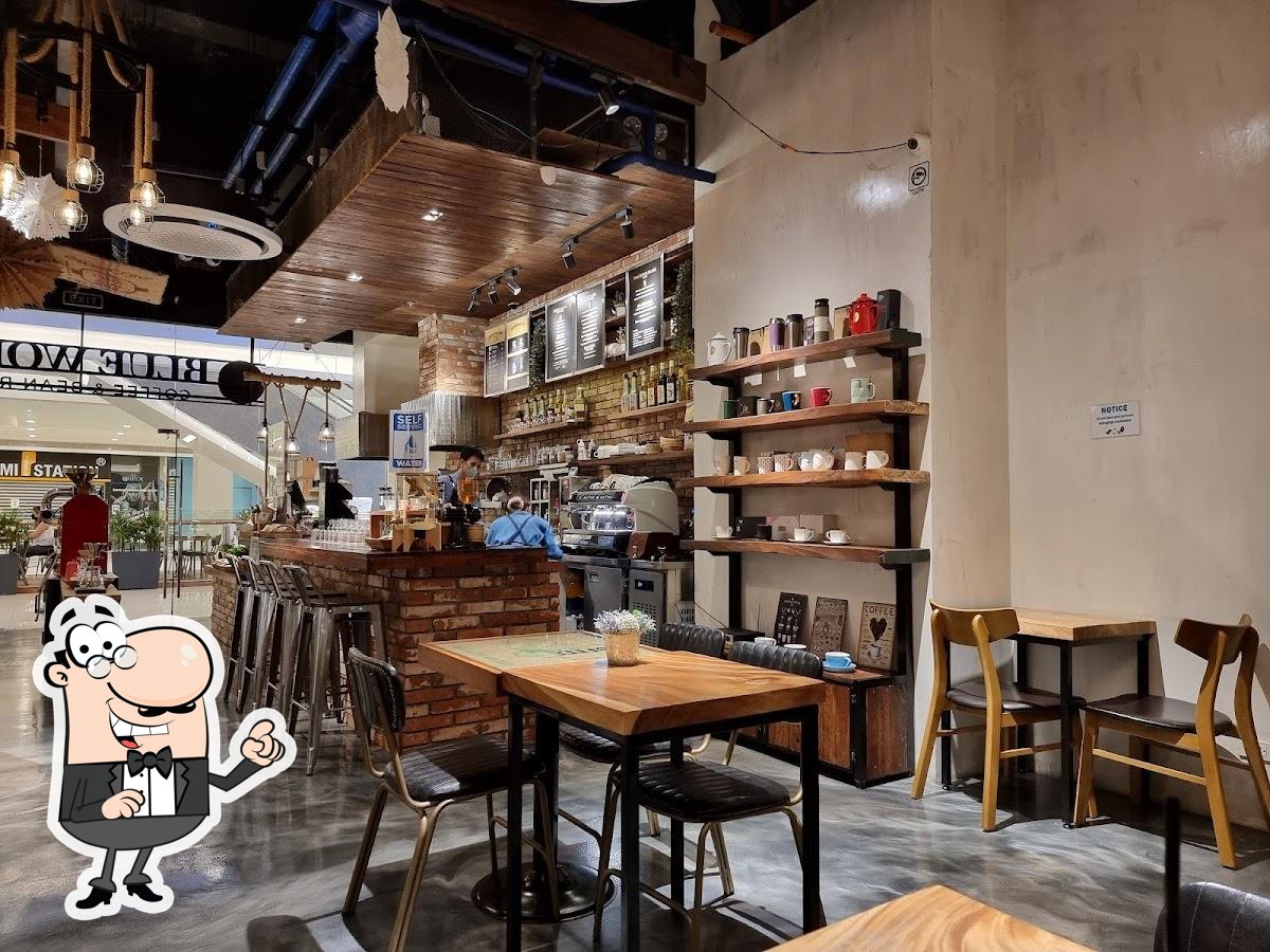 Blue Wonder Coffee & Bean Roastery, Pasig, Shaw Boulevard - Restaurant ...