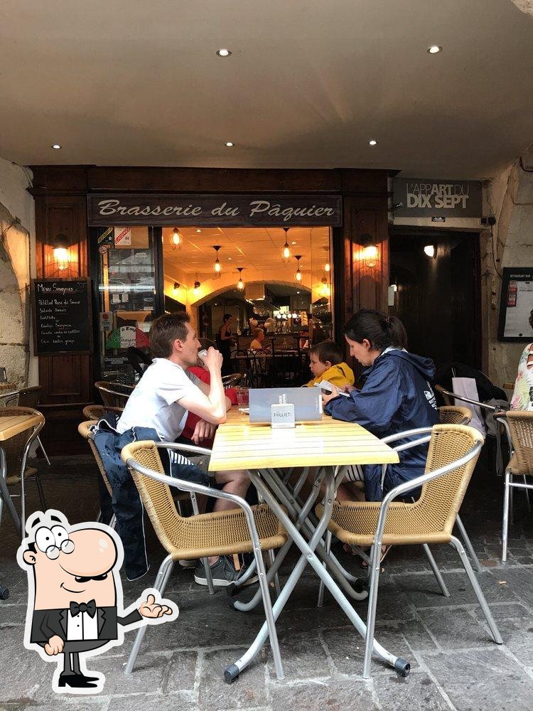 Les Retrouvailles - Brasserie Française pub & bar, Annecy - Restaurant ...