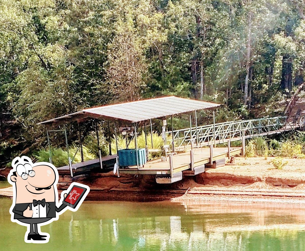 Swamp Guinea Restaurant in Hartwell - Restaurant menu and reviews