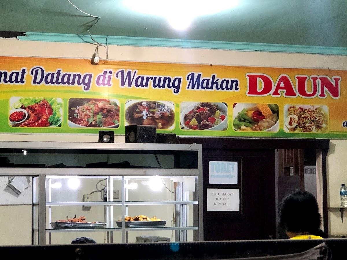 Menu at Daun Sari restaurant, Batang