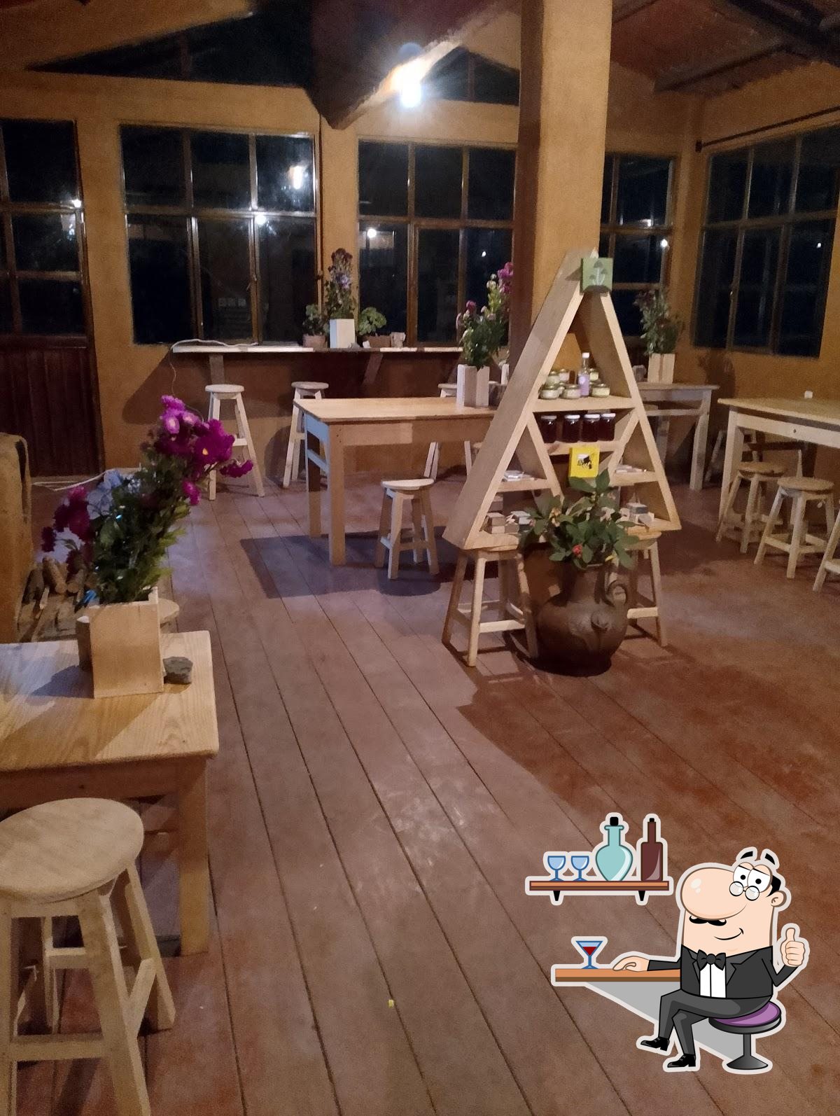 Café La Curva - Menú del restaurante, precios y reseñas