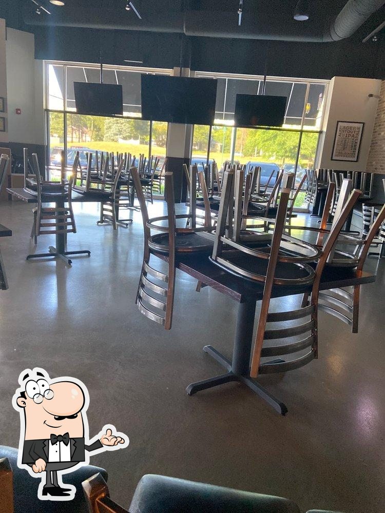Legends Grill & Bar, Woodridge - Restaurant menu, prices and reviews
