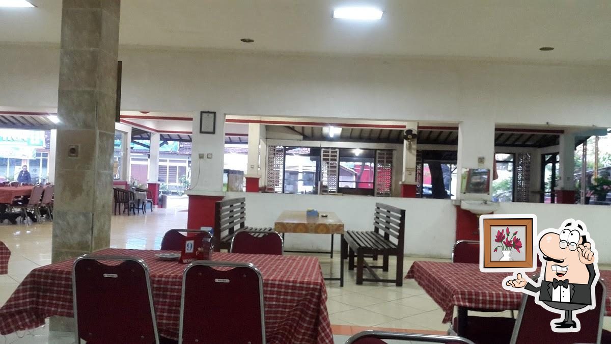 Grafika Restaurant, Gombong - Restaurant reviews