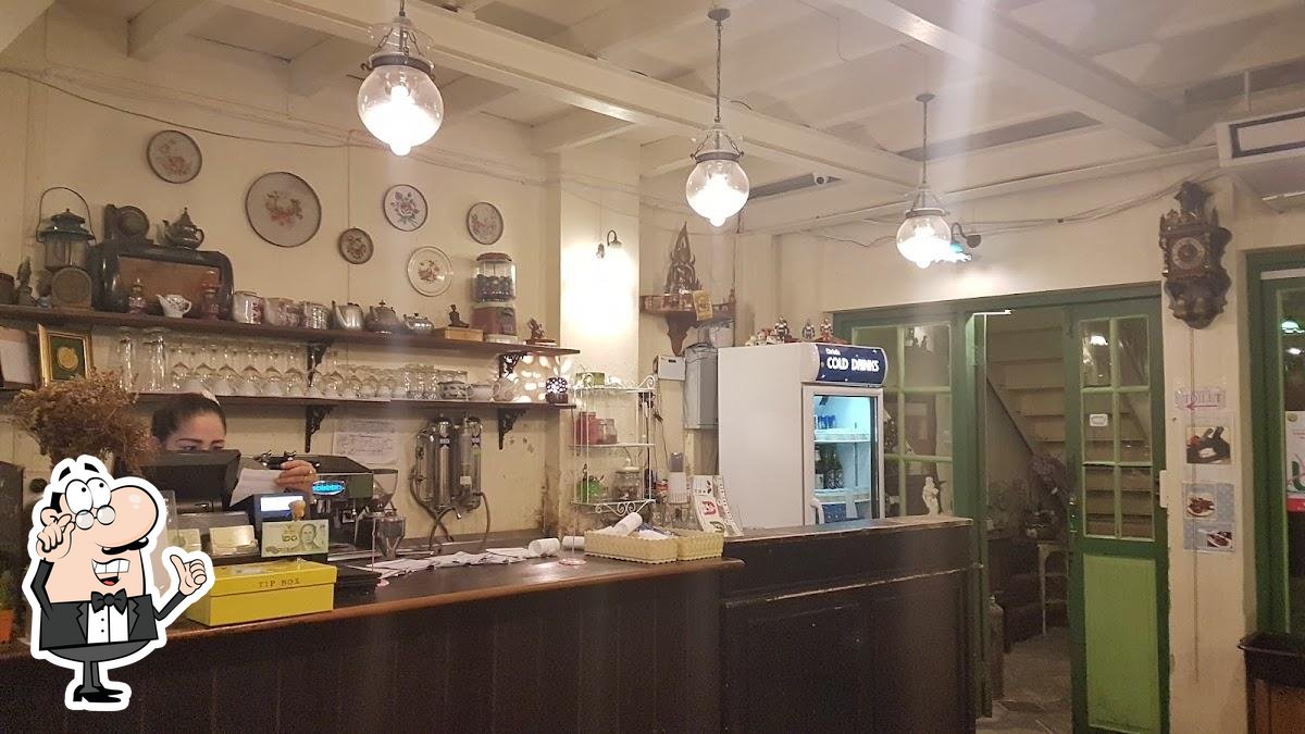 One Chun Cafe & Restaurant, Phuket - Restaurant reviews