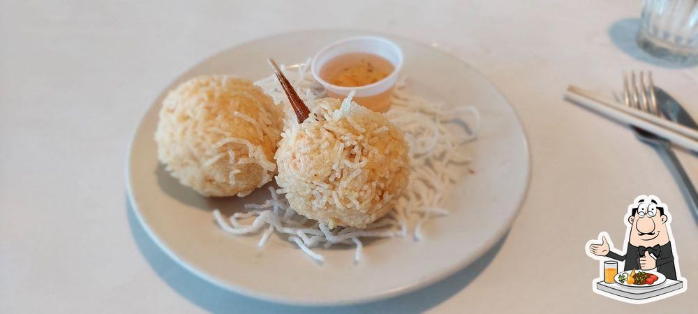 Siam Cafe in Cleveland - Restaurant menu and reviews