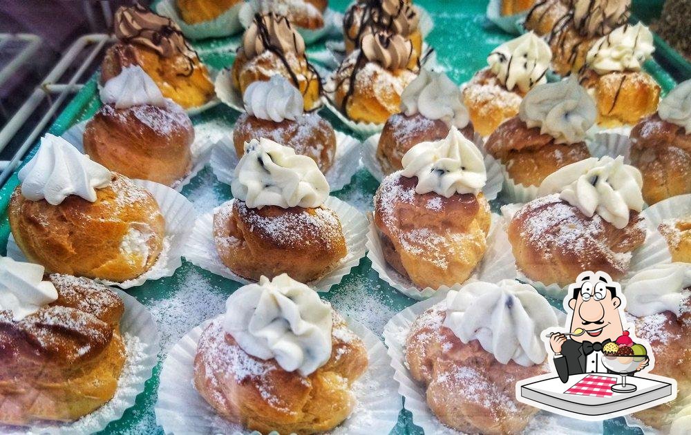 Stanley's Bakery in East Islip - Restaurant menu and reviews