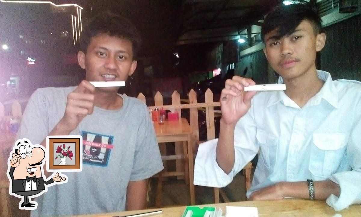 Sate Kambing Dan Ayam Pak Aji - Menú del restaurante, precios y reseñas