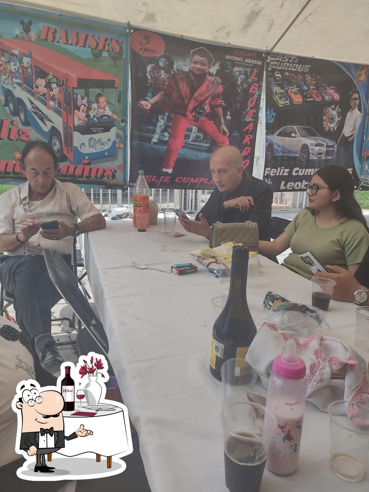 Cafw cafe, San Pablo de las Salinas
