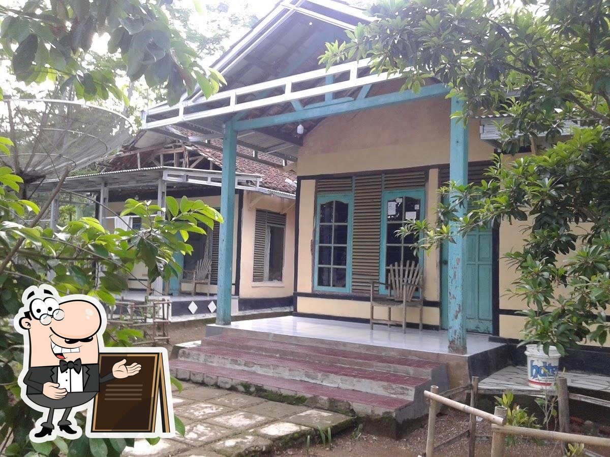 Homebase Agung Raksabuana cafe, Pelabuhanratu - Restaurant reviews