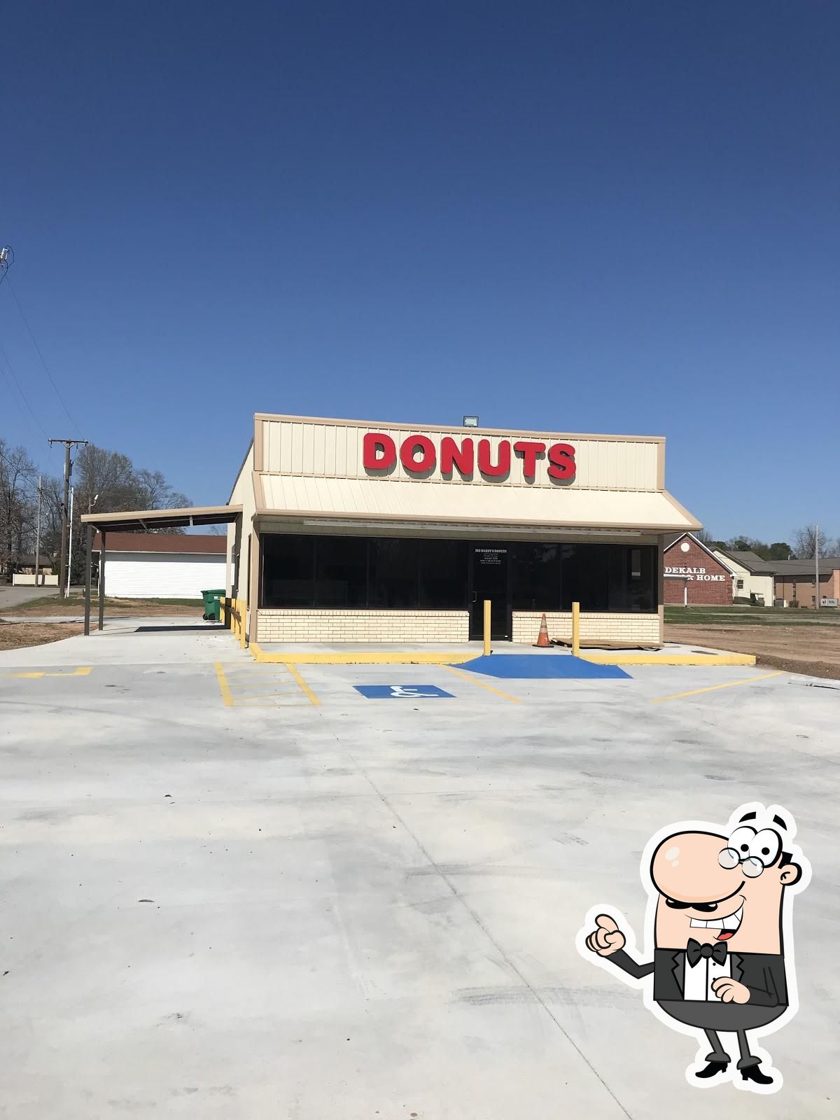 Big Daddy's Donuts, 220 W Front St in De Kalb - Restaurant reviews