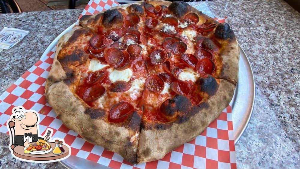 Charred Pie in Oro Valley - Restaurant menu and reviews
