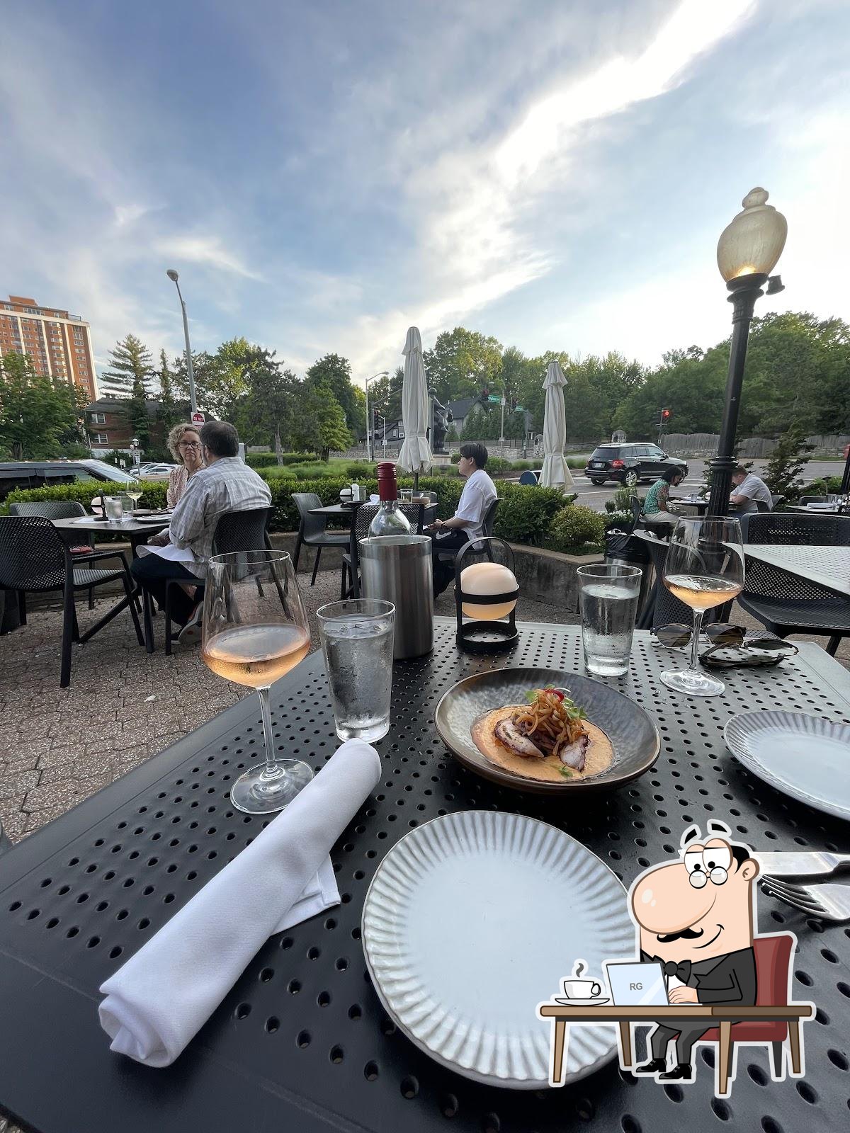 Akar, Clayton - Restaurant menu, prices and reviews