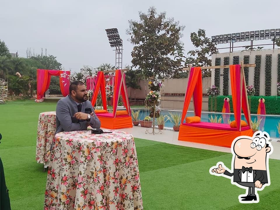 Hotel Vijan Mahal, Tilhari - Restaurant reviews