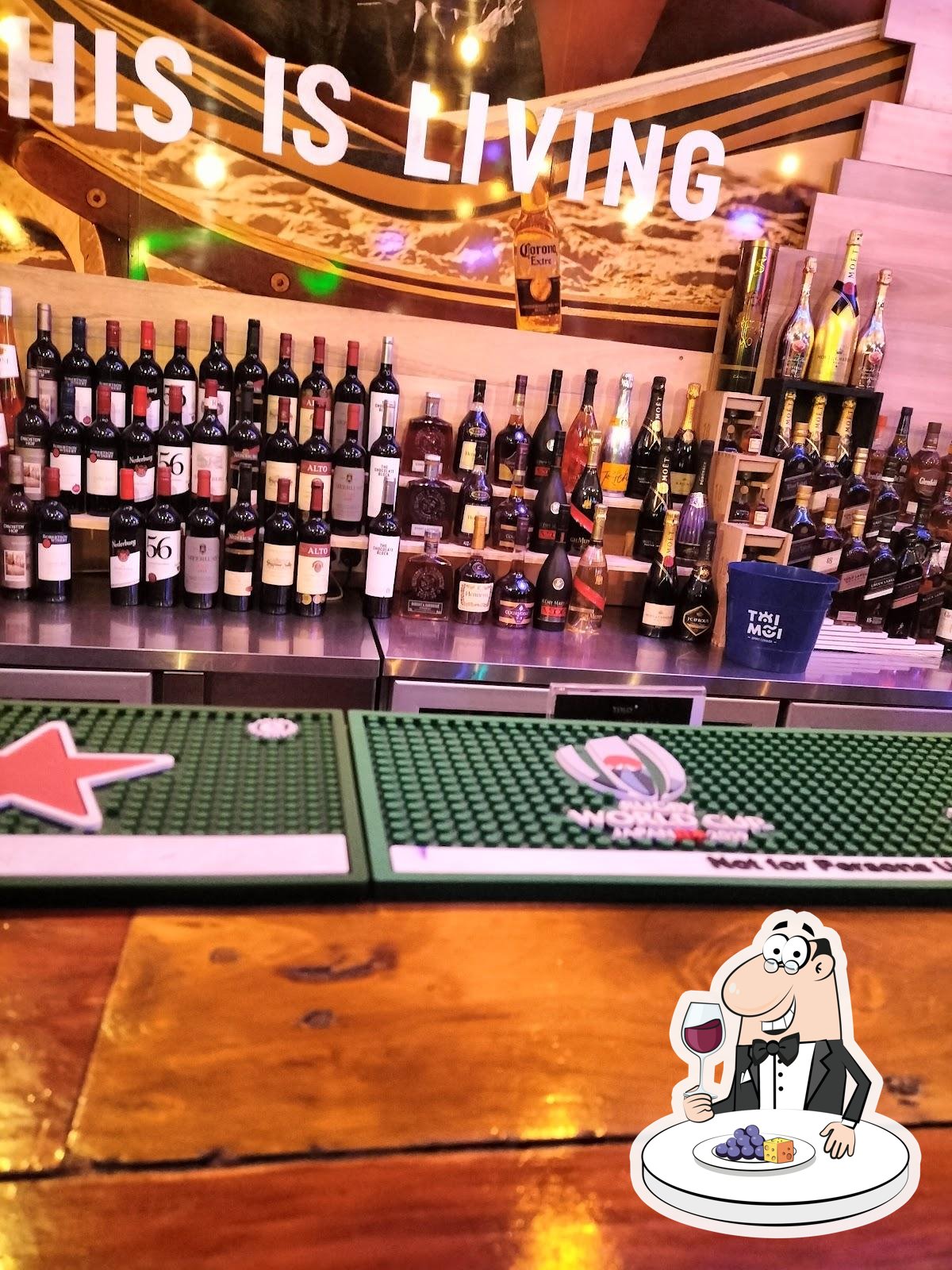 YOLO LOUNGE pub & bar, Queenstown - Restaurant reviews