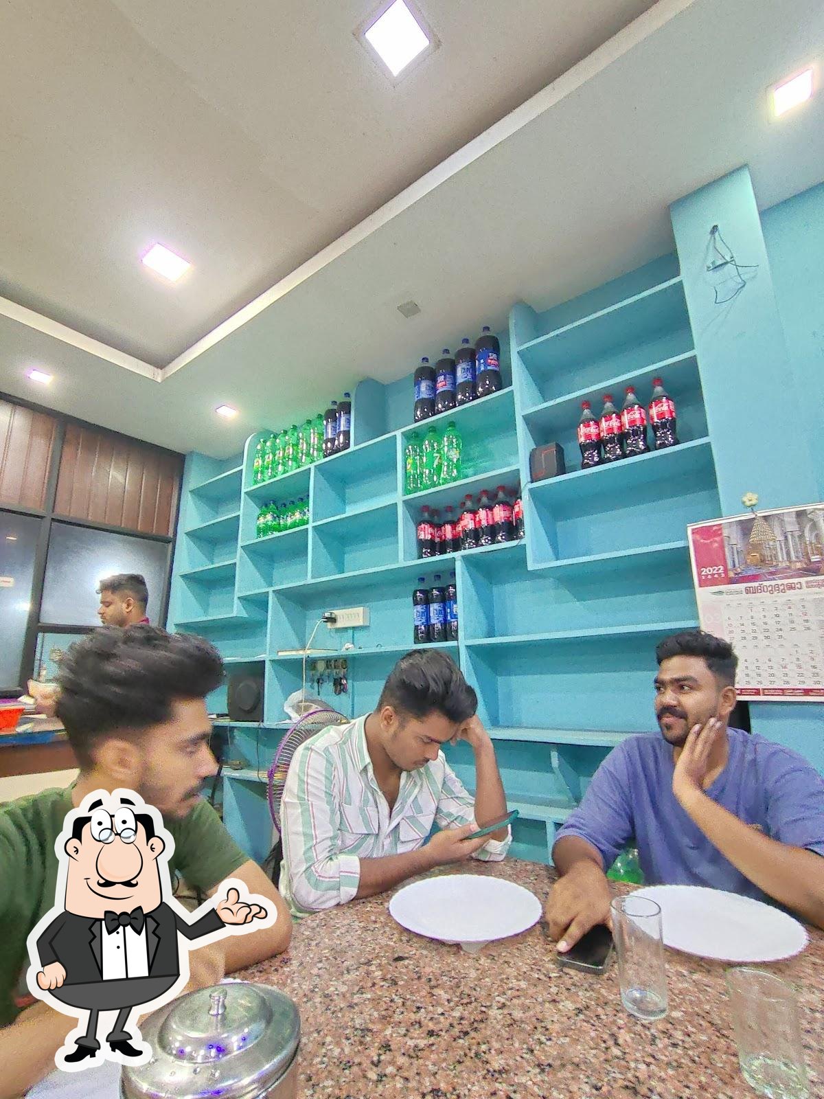 Mahmood Al Raidan Arabian Kuzhi Mandhi, Triprangode - Restaurant reviews