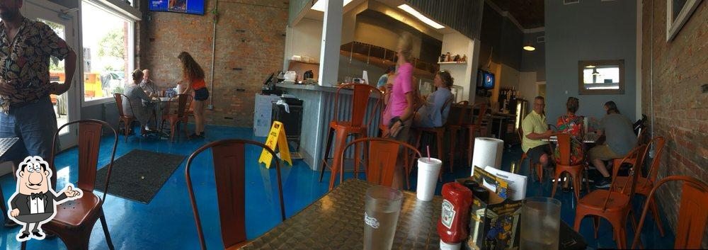 Blue Cow Grille in Southport - Restaurant reviews