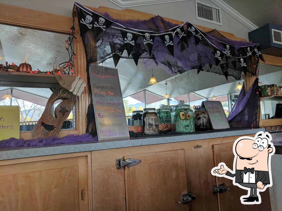 Home Plate Café, Fairview - Restaurant menu, prices and reviews