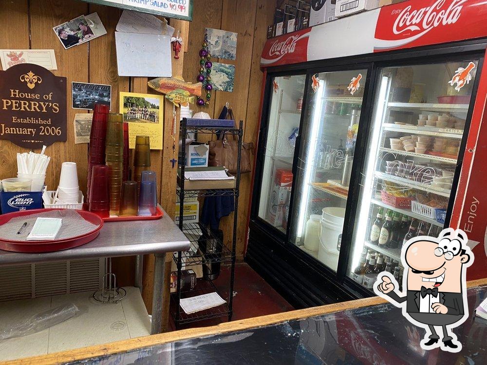 Perry's Seafood, 929 MS-26 West in Poplarville - Restaurant menu and ...