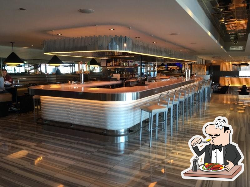 The Living Room, 151 East Wacker Dr, Hyatt Regency Chicago in Chicago ...