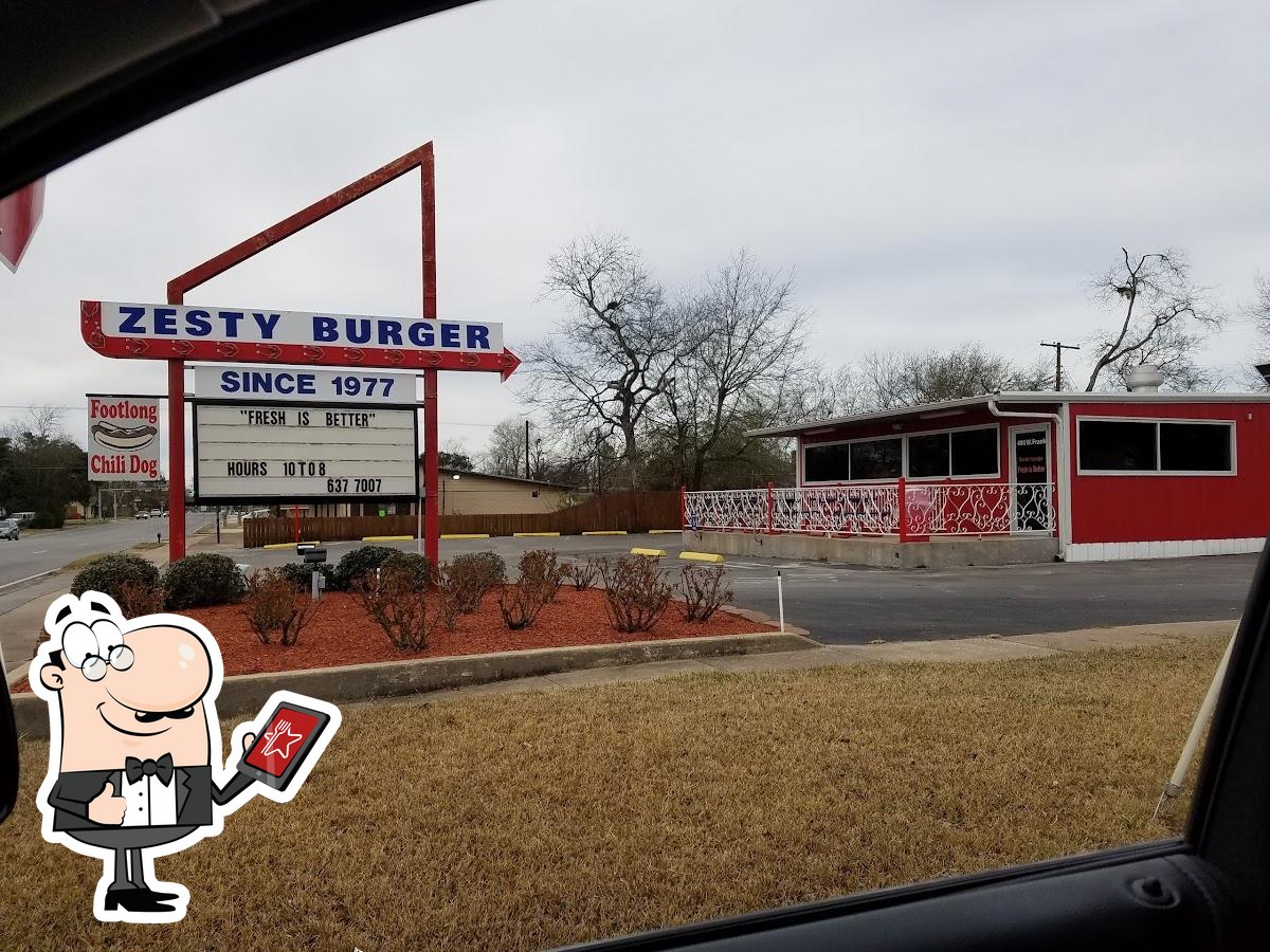 Zesty Burger in Lufkin - Restaurant menu and reviews